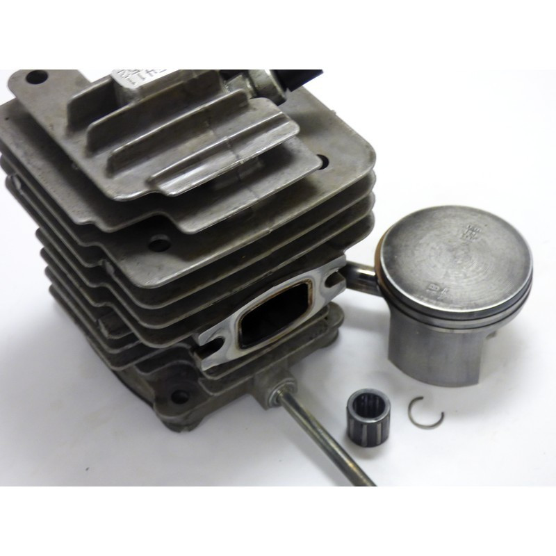 CYLINDRE-PISTON TRONCONNEUSE SOLO 652 (1)