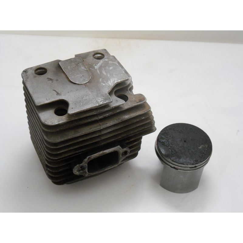 CYLINDRE-PISTON DOLMAR 153 (2)