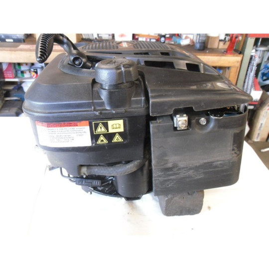 MOTEUR BRIGGS & STRATTON SERIES 675 READYSTART (1) B&S SERIES 675 ...