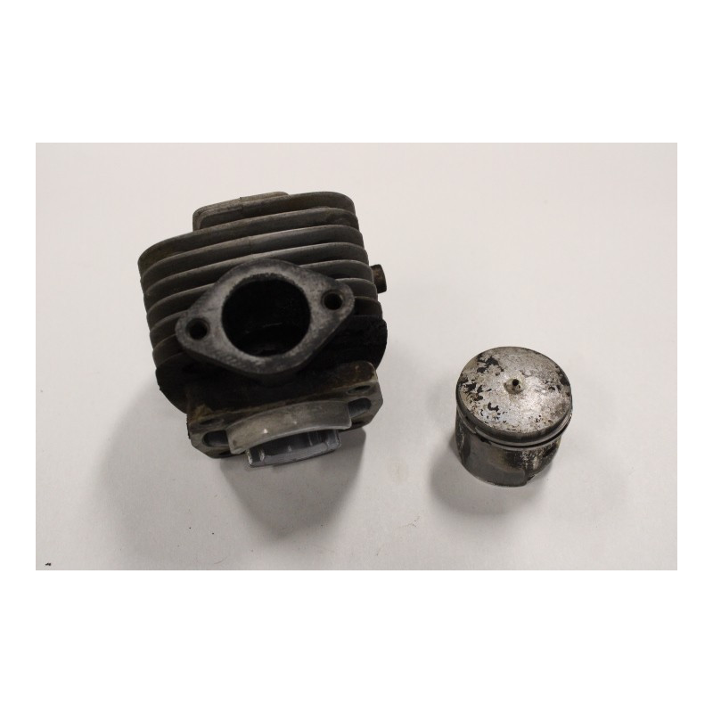 CYLINDRE-PISTON DEBROUSSAILLEUSE ROBIN NB 03