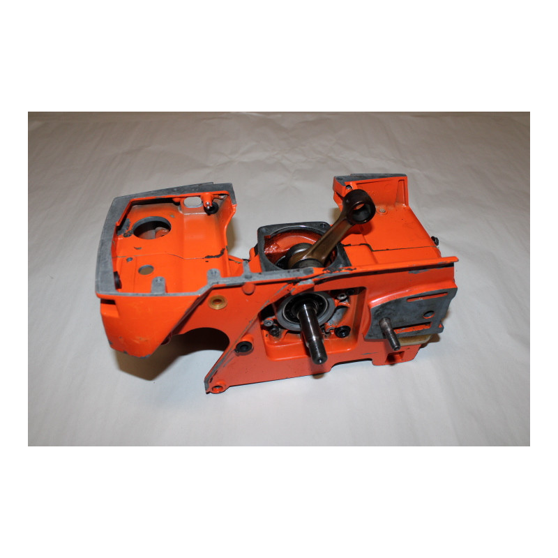 BAS MOTEUR TRONCONNEUSE HUSQVARNA 288 XP