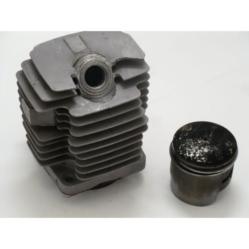 CYLINDRE-PISTON ROBIN NB 411 (1)