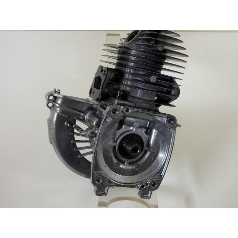 SHORT-BLOC COMPLET ROBIN NBF 252 (3)