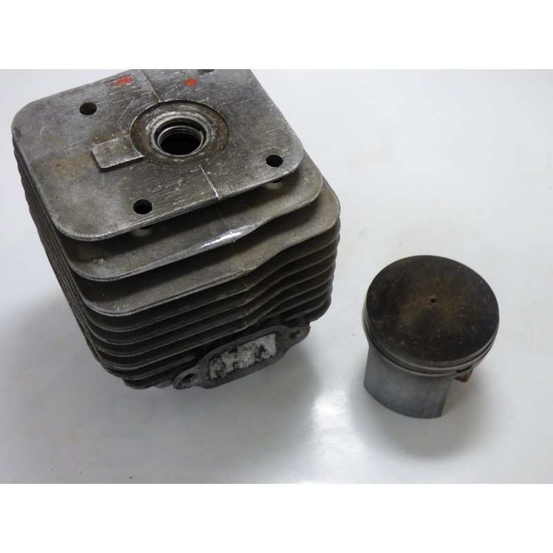 CYLINDRE-PISTON TRONCONNEUSE STIHL 031 AV (4)