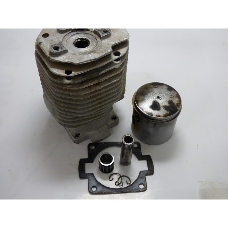 CYLINDRE-PISTON TRONCONNEUSE STIHL 050 AV (2)