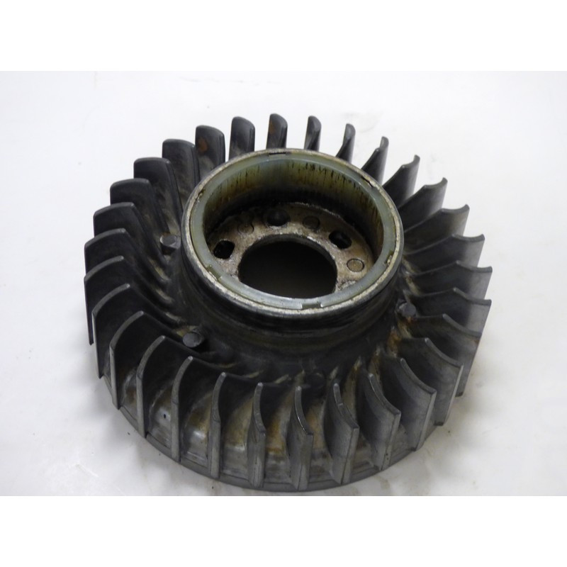 VENTILATEUR STIHL 045 AV SUPER (1)