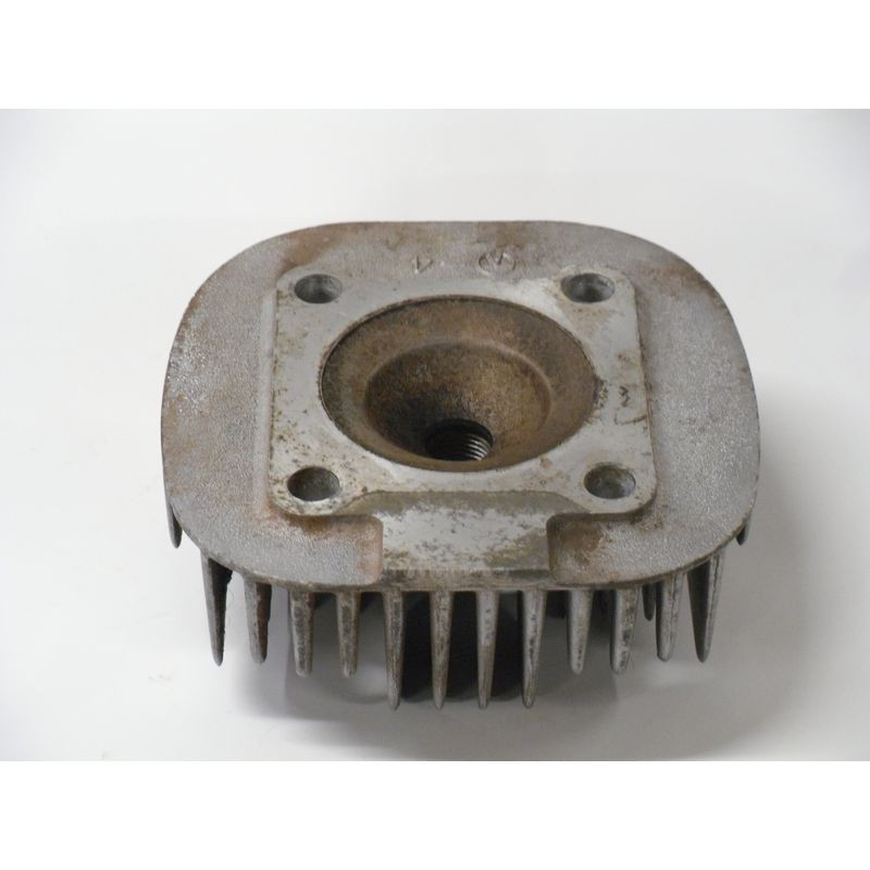 CULASSE MOTEUR ISEKI KT 350 2 TEMPS (1)