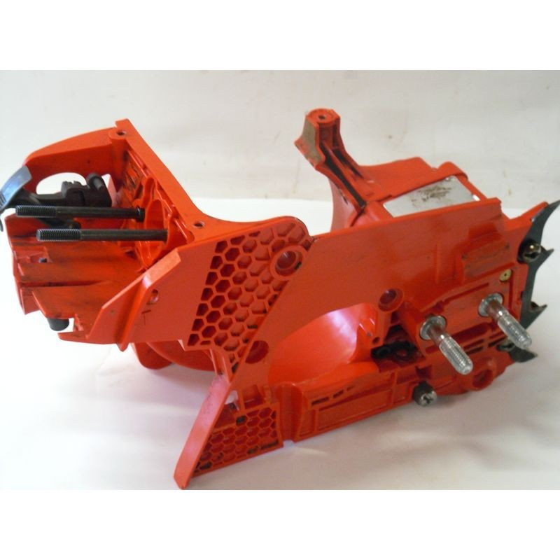 SUPPORT MOTEUR OLEO-MAC 941 CX (1)