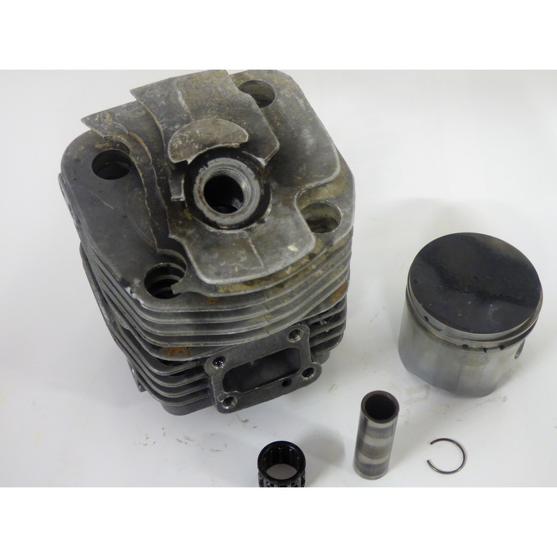 CYLINDRE-PISTON TRONCONNEUSE PARTNER R16 (1)