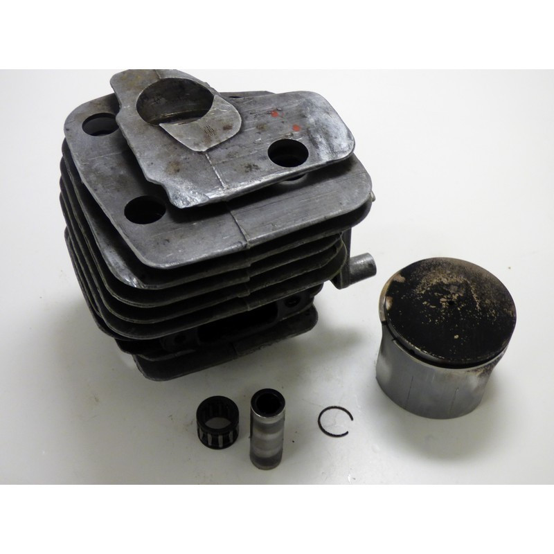 CYLINDRE-PISTON PARTNER 550 (2)