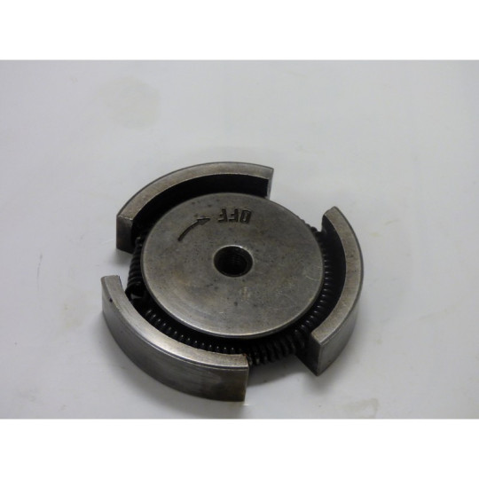 EMBRAYAGE SHINDAIWA E416 AV (1)