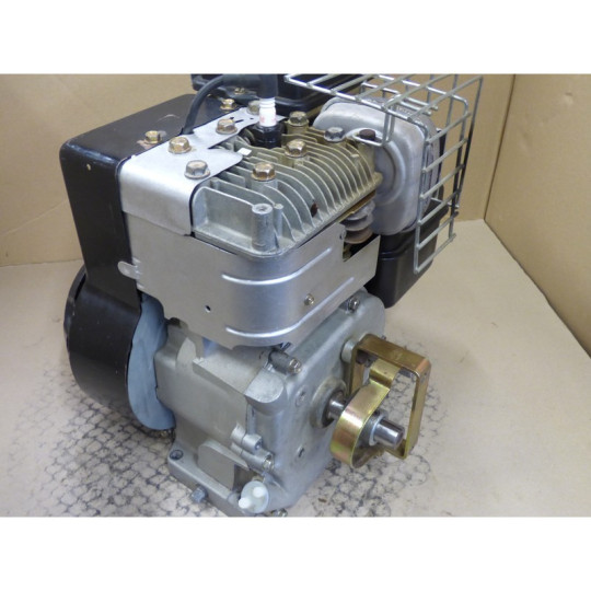 MOTEUR COMPLET BRIGGS/STRATTON 5HP ( 2 SORTIES ) (2) BRIGGS/STRATTON ...
