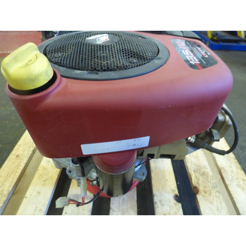 MOTEUR BRIGGS & STRATTON 13,5 HP I/C (1) MOTEUR B/S 13,5 HP (1)