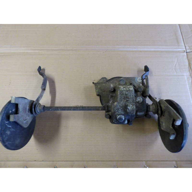 BOITIER TRACTAGE COMPLET+ESSIEU ARR HONDA HRD 536 C- SXE (1)