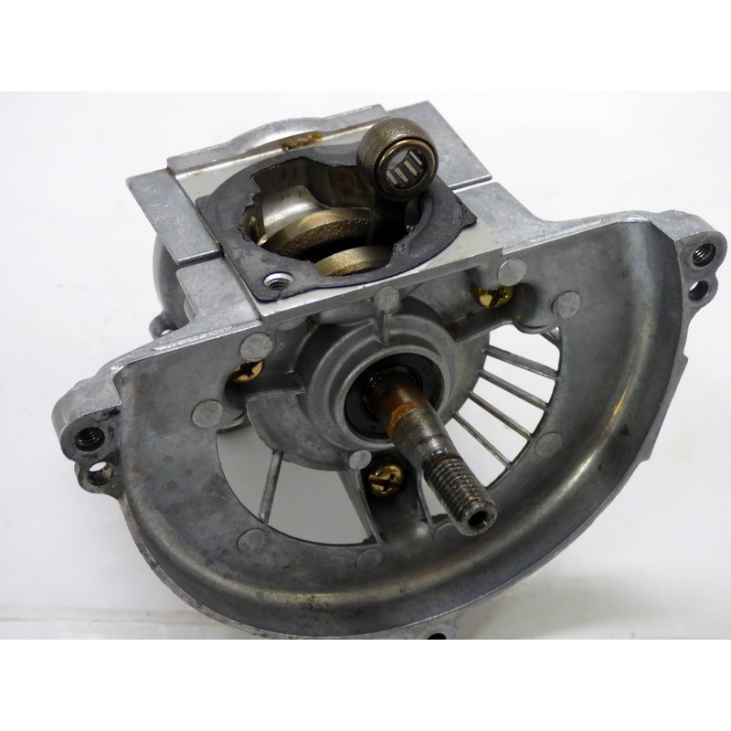 BAS- MOTEUR ROBIN NB 2001 AU (5)